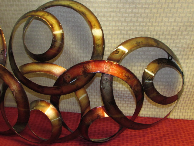 Lot Detail - FUN & ABSTRACT CIRCULAR METAL WALL ART Lot Detail - FUN & ABSTRACT CIRCULAR METAL WALL ART